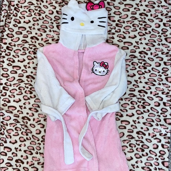 Hello Kitty | Pajamas | Hello Kitty Robe | Poshmark